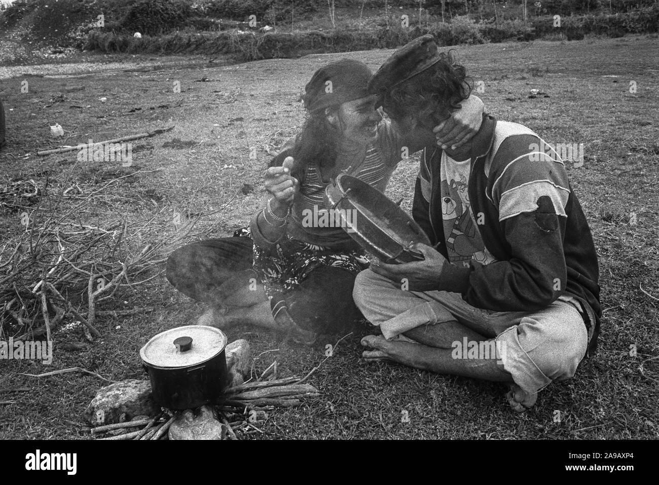 Roma gypsy gypsies family hi-res stock photography and images - Alamy