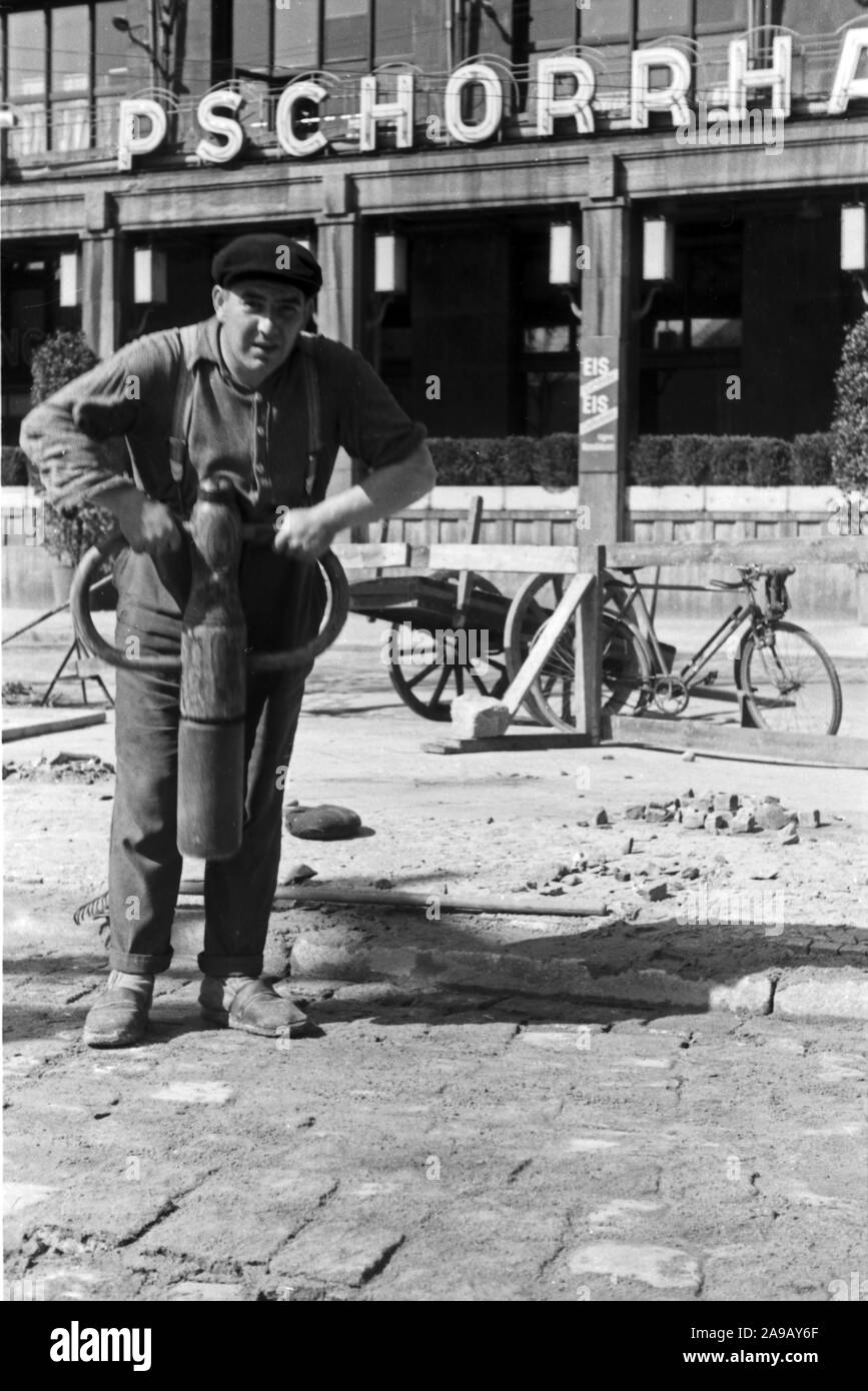 1930s civil engineering Black and White Stock Photos & Images - Alamy