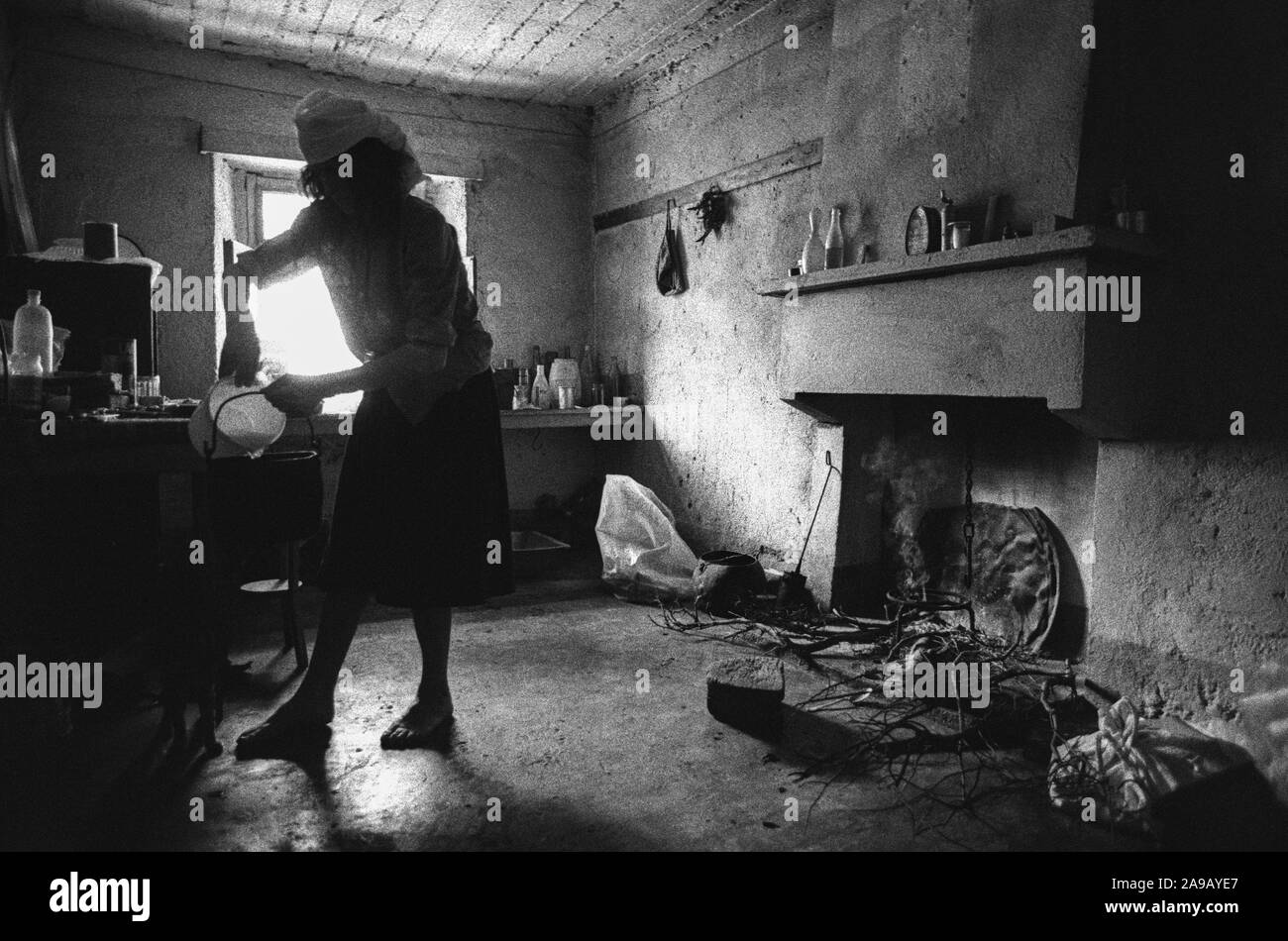 Unadorned woman hi-res stock photography and images - Alamy