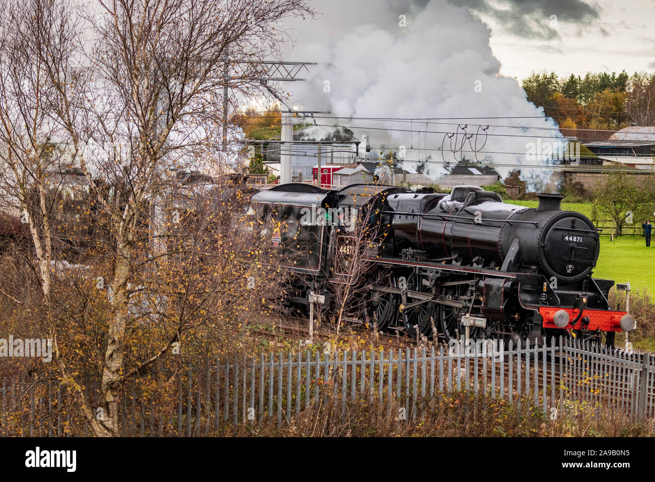 Black five 44871 hi-res stock photography and images - Alamy