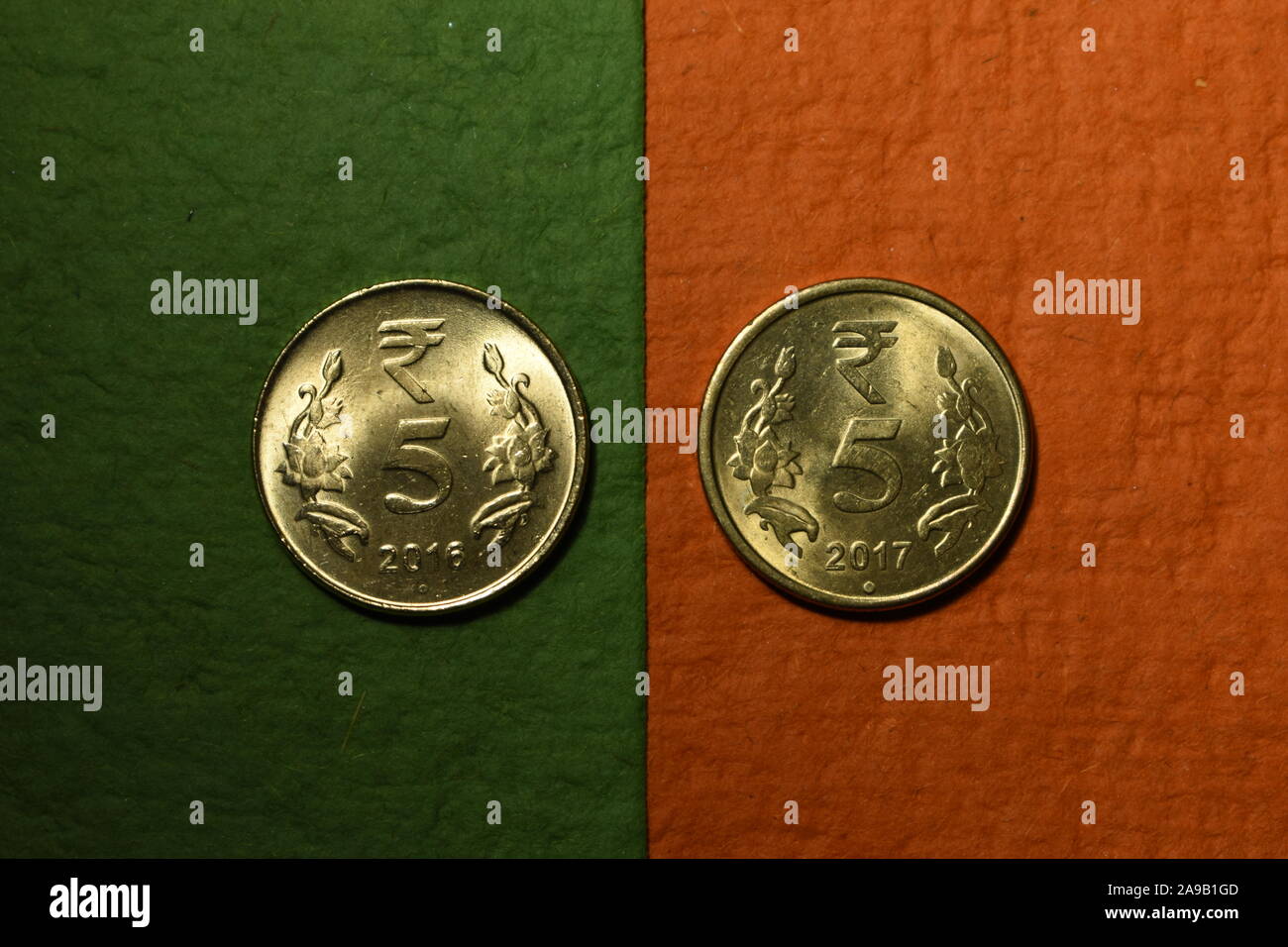 Indian two rupee coin hi-res stock photography and images - Alamy
