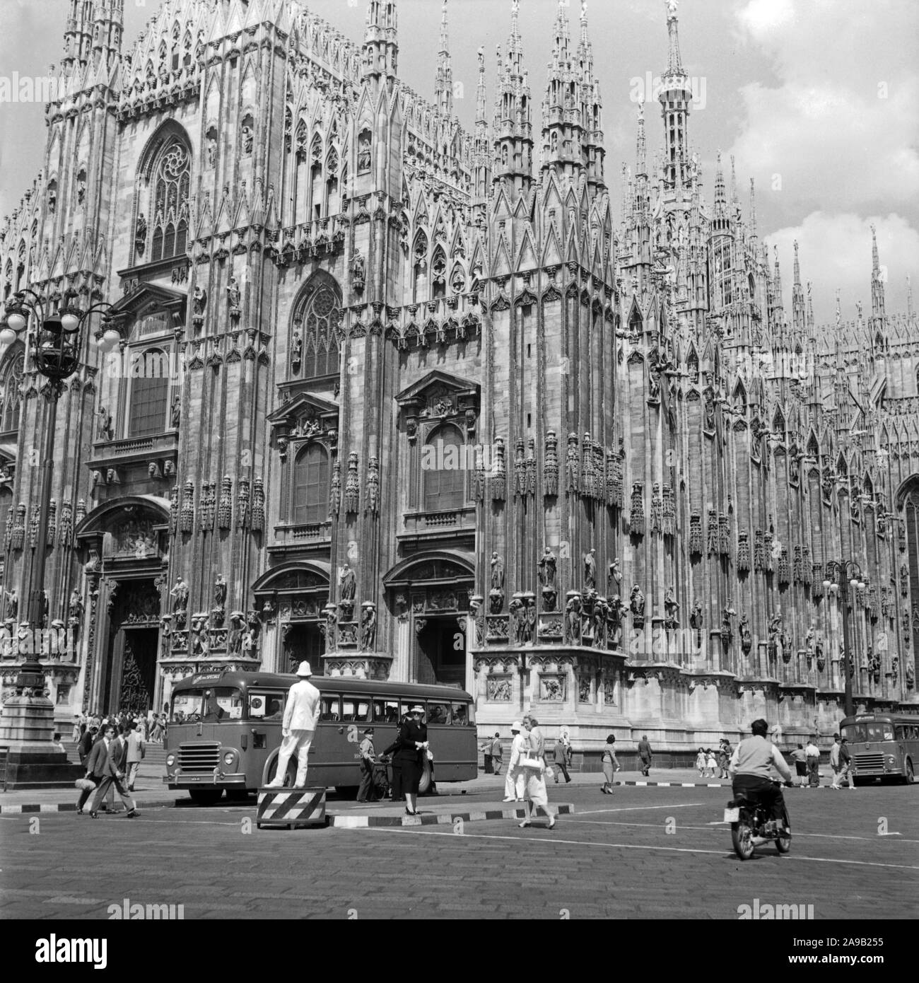 Italy 1950s hi-res stock photography and images - Alamy