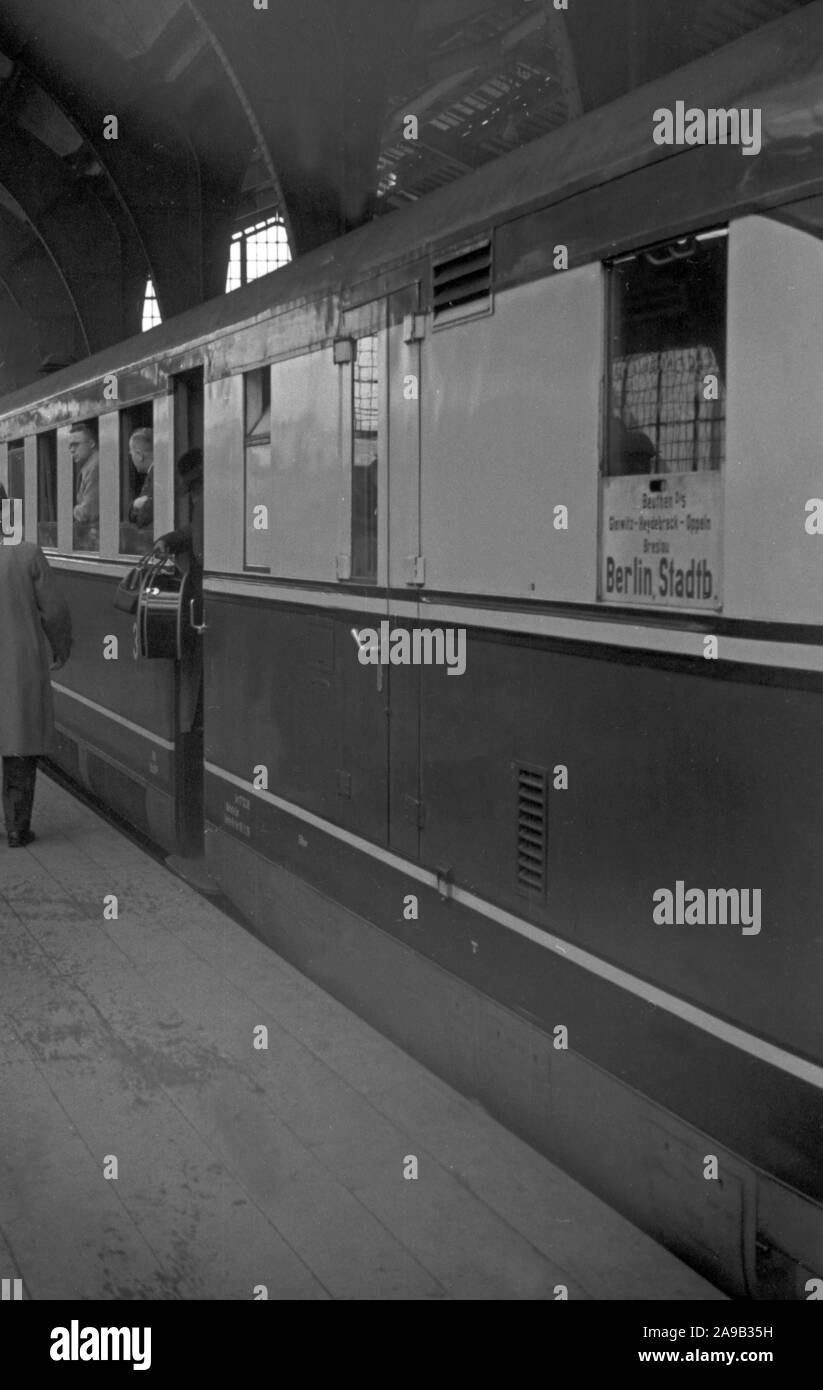 1930s train germany Black and White Stock Photos & Images - Alamy