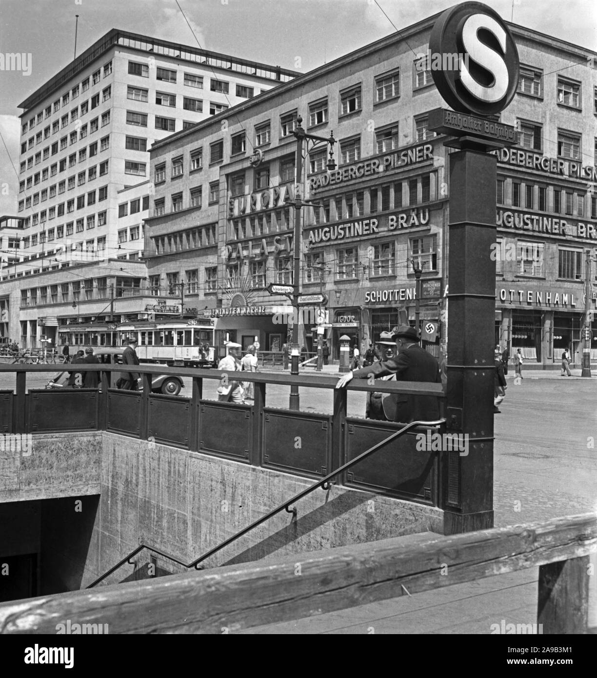 Taking a walk through the capital of the III. Reich, Berlin, here ...