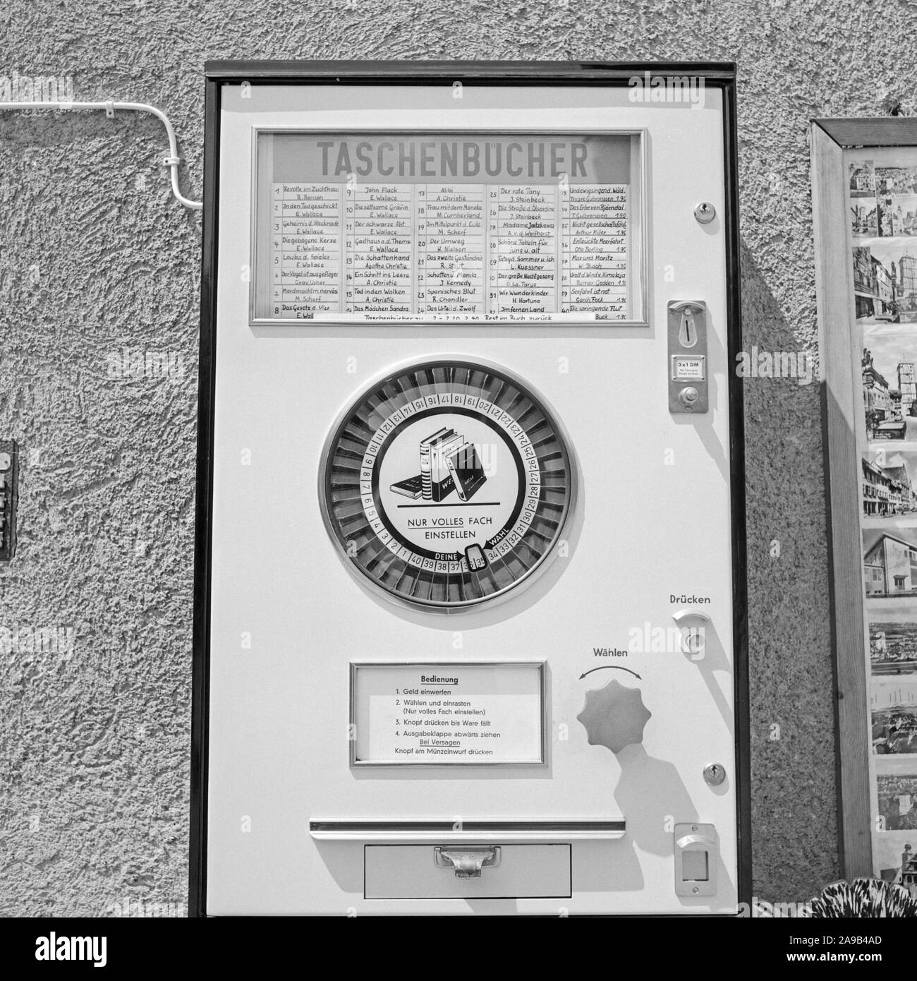 Vending machine germany Black and White Stock Photos & Images - Alamy