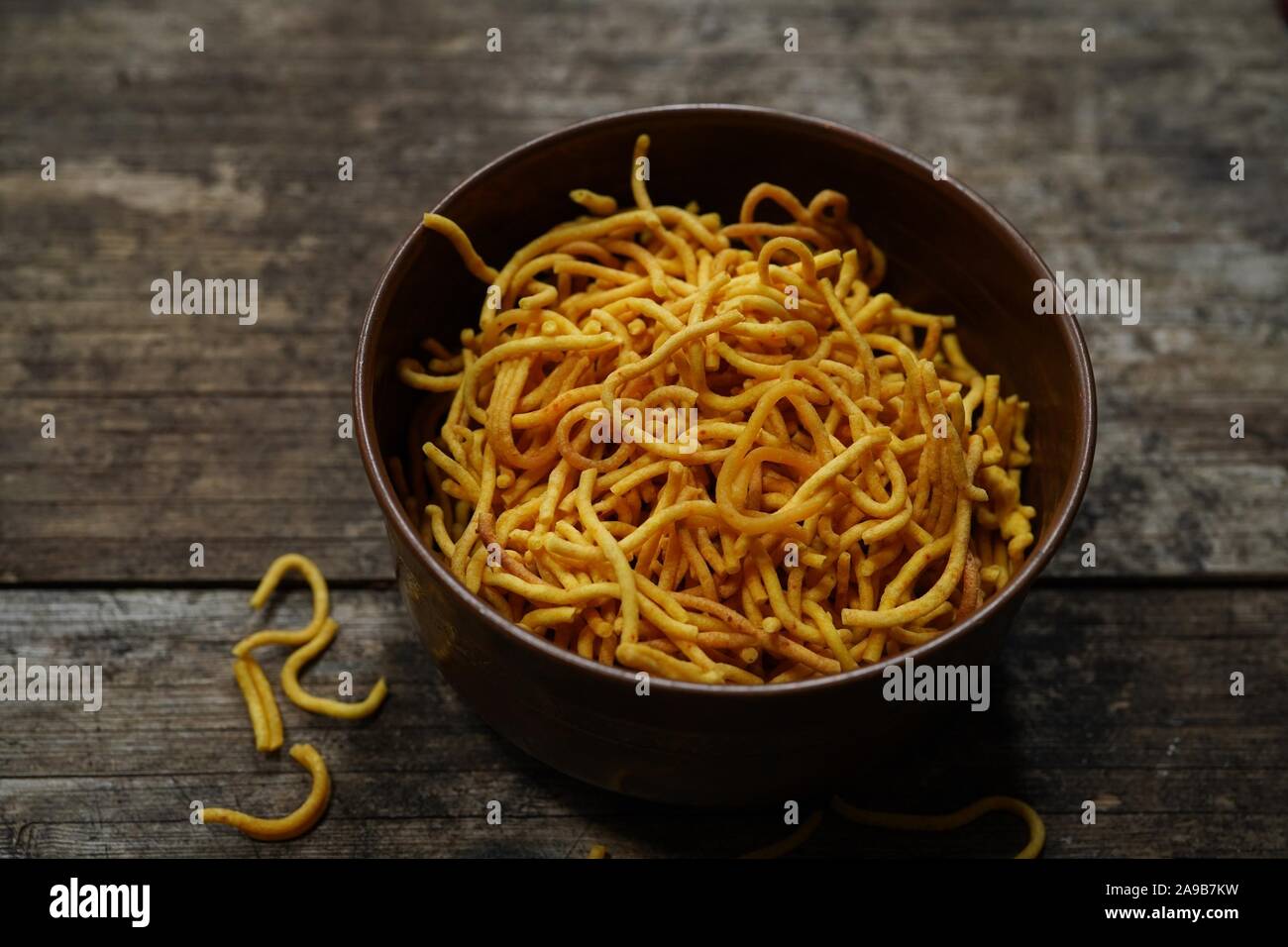 Homemade Sev - Crunchy noodle made from chickpea flour/ Diwali Snacks ...