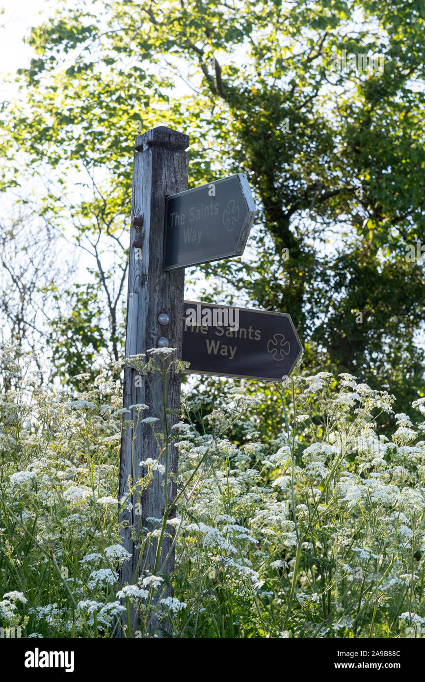 Cornish Footpath Coast path signs Stock Photo - Alamy