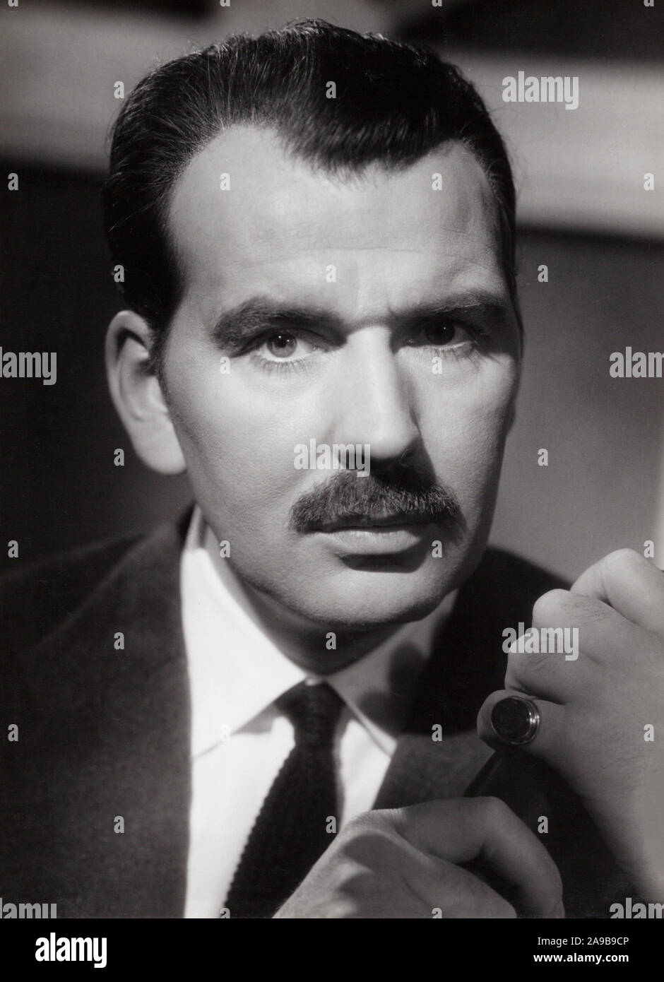 Bernhard Wicki, Schweizer Schauspieler und Regisseur, Deutschland Ende ...