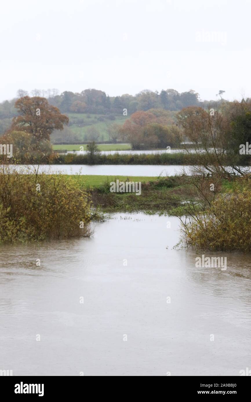 River severn at haw bridge hi-res stock photography and images - Alamy