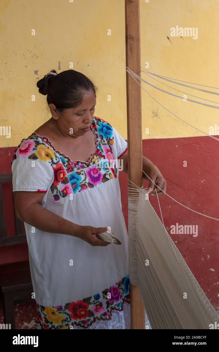 Mayan descendants hi-res stock photography and images - Alamy