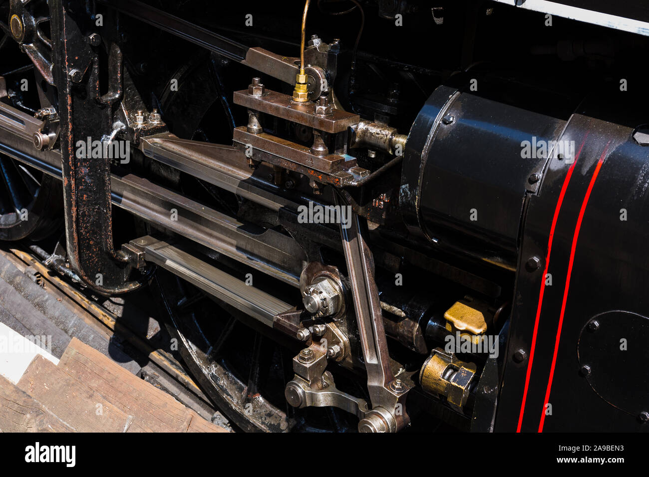 BR Standard class 4 tank engine 80104 Corfe castle railway station ...