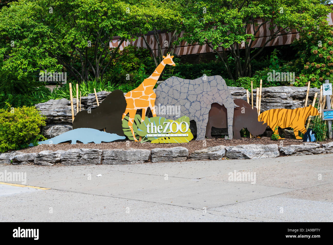 Entrance to louisville zoo hi-res stock photography and images - Alamy