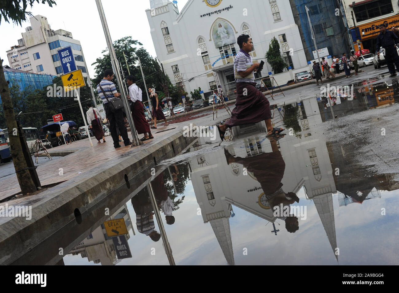 Model in rainy season hi-res stock photography and images - Alamy