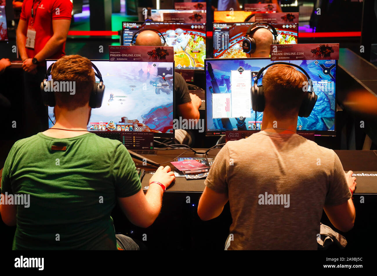 Mad Gamer High Resolution Stock Photography and Images - Alamy