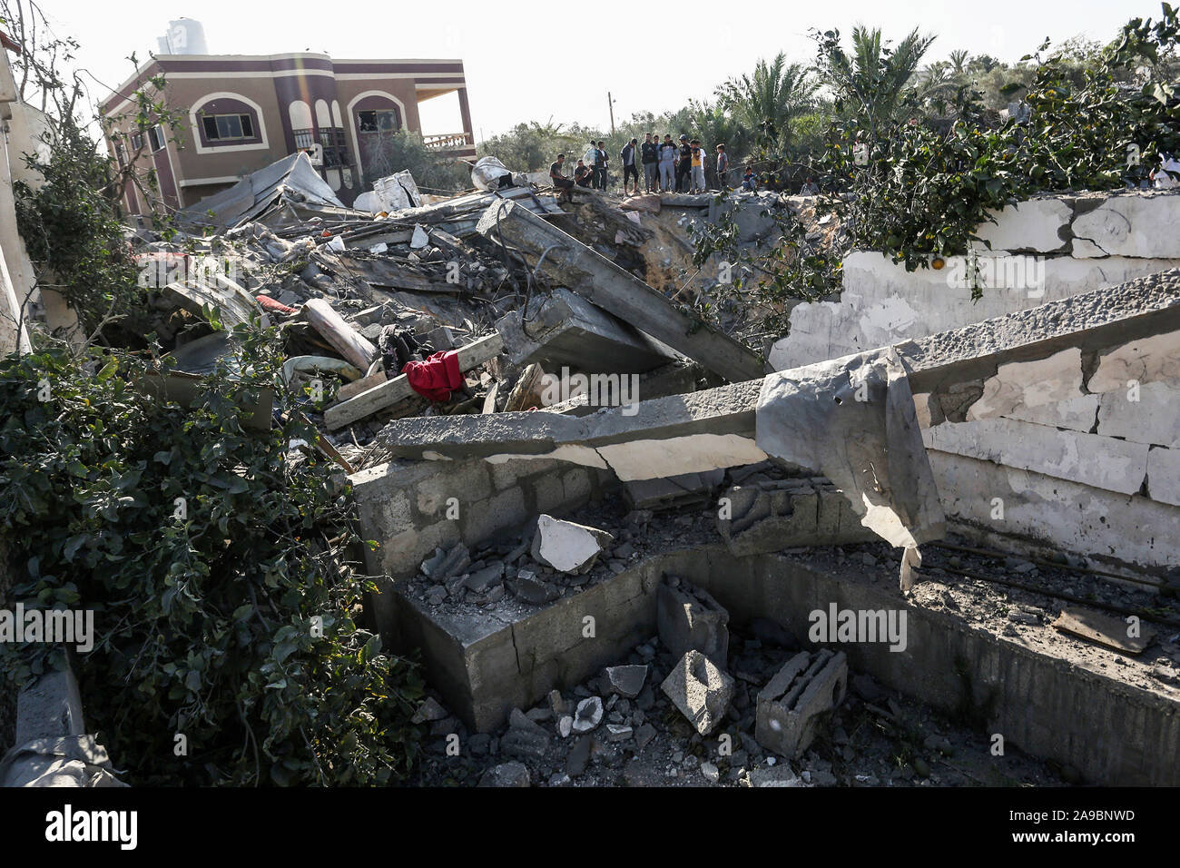 Strike strip hi-res stock photography and images - Alamy