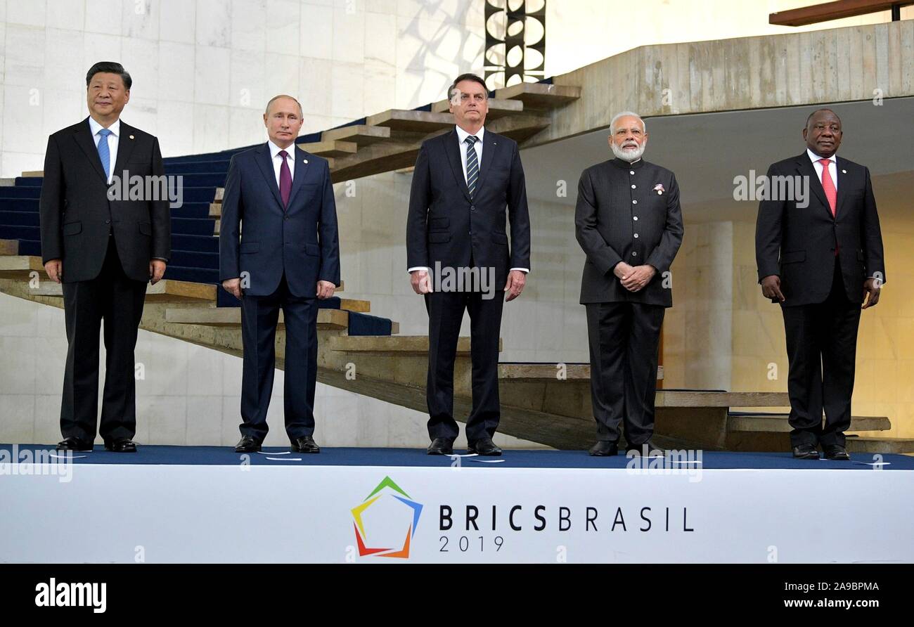 Brasilia, Brazil. 14 November, 2019. World leaders pose for a group ...