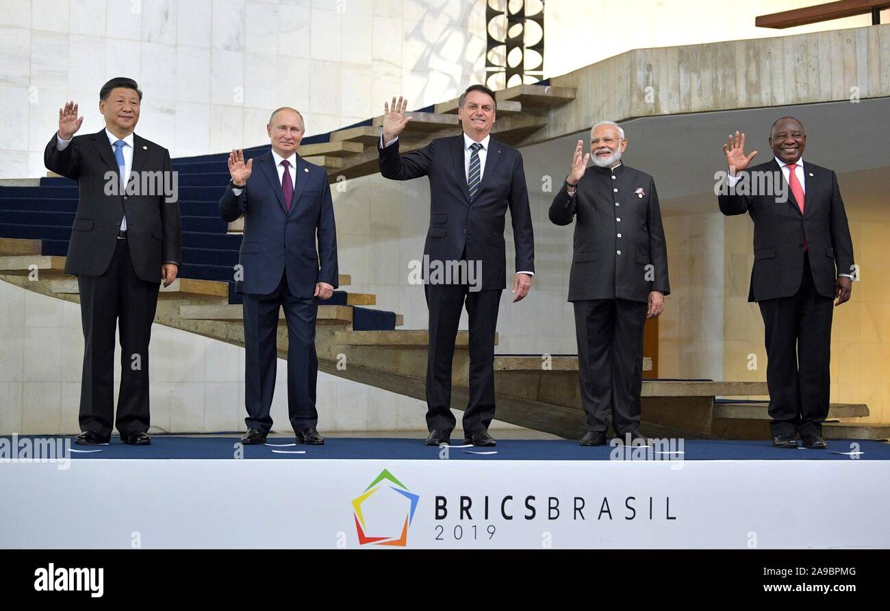 Brasilia, Brazil. 14 November, 2019. World leaders pose for a group ...