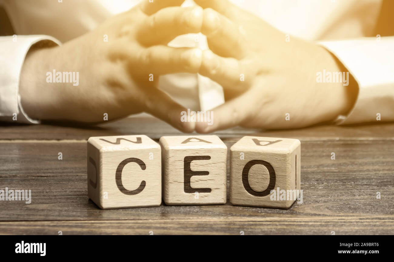 Operations manager and position hi-res stock photography and images - Alamy