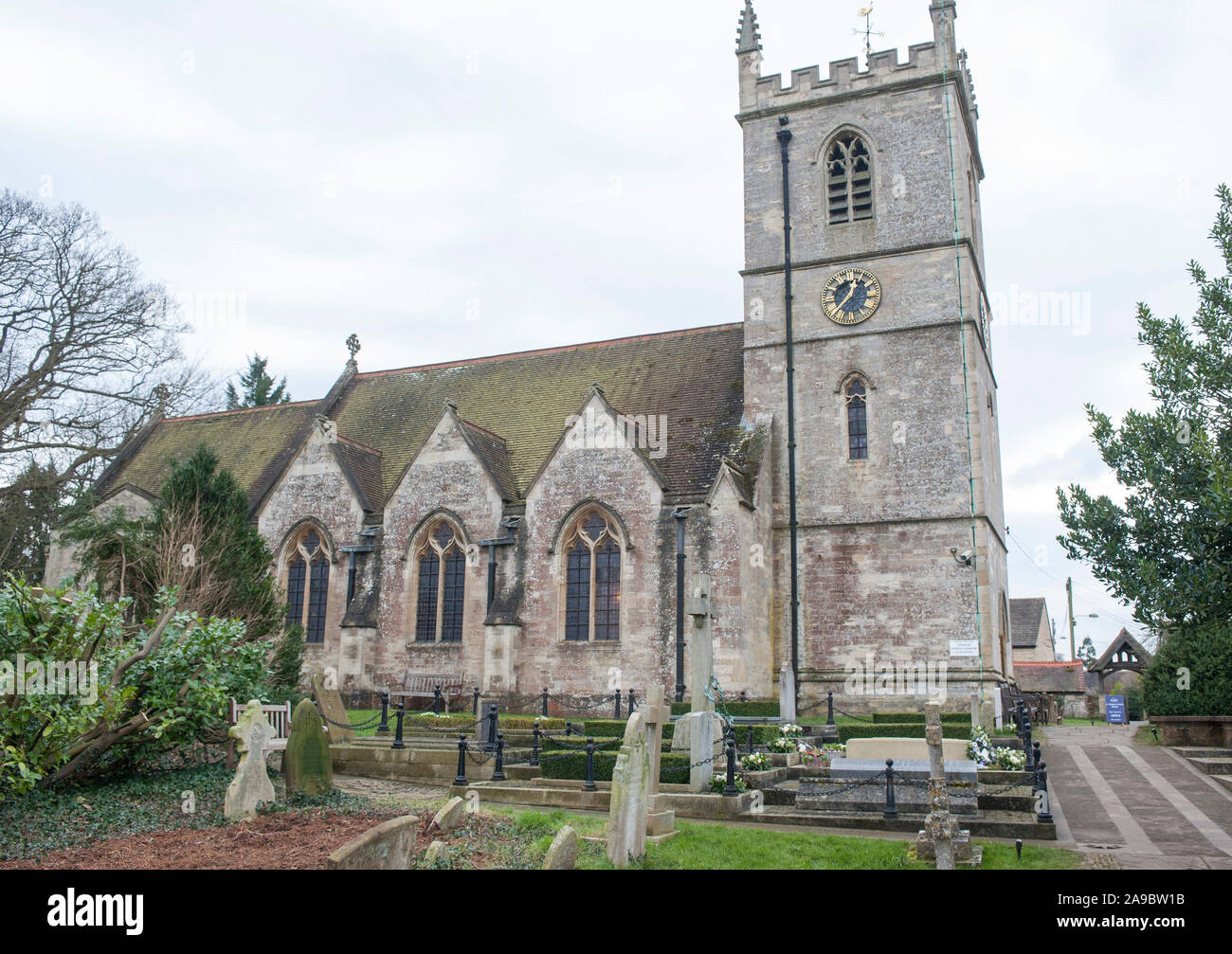 Tributes at the Gravestone of Winston Churchill in the Churchill plot ...