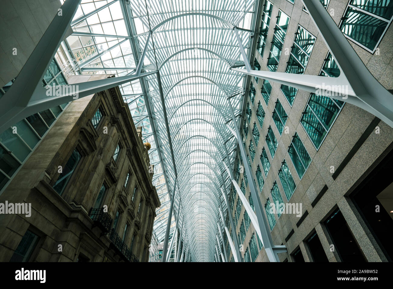 Allen lambert galleria canada hi-res stock photography and images - Alamy