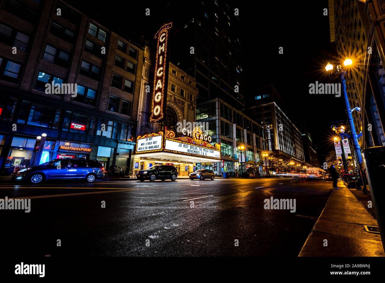 The iconic Chicago Theatre on a cold winter night with a long exposure ...