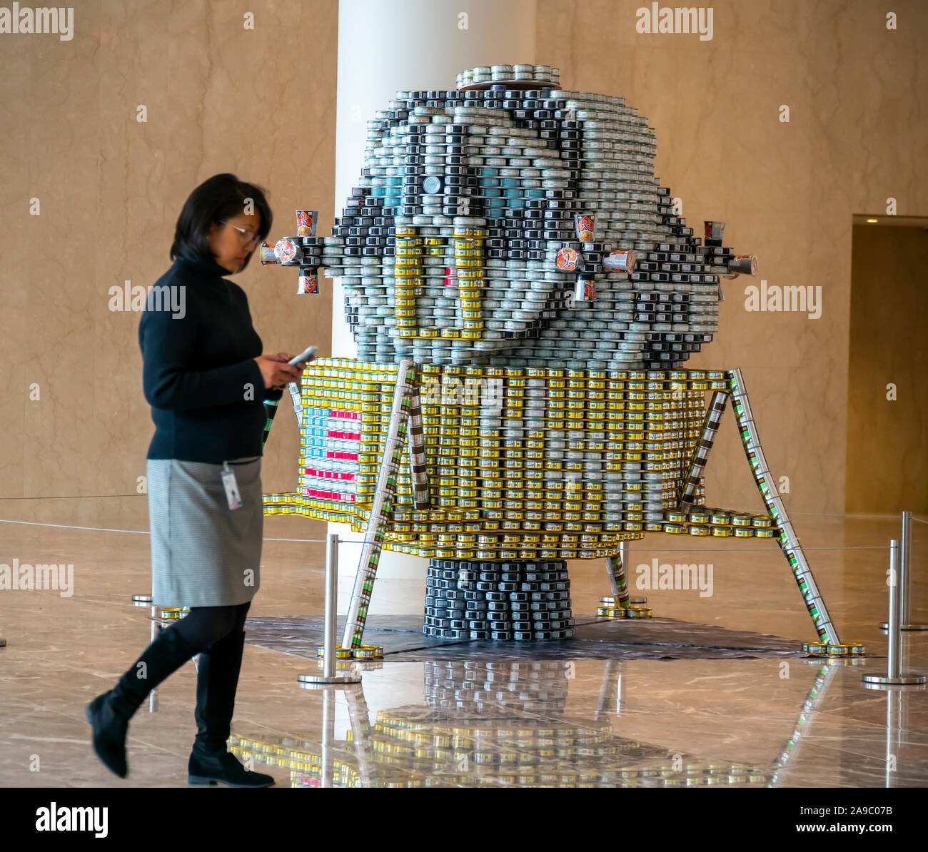 Giant man made structures hi-res stock photography and images - Alamy