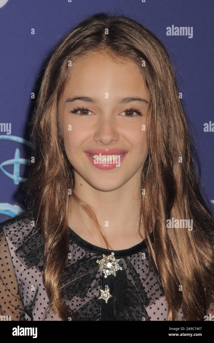 Los Angeles, USA. 07th Nov, 2019. Julia Butters 11/07/2019 The World ...