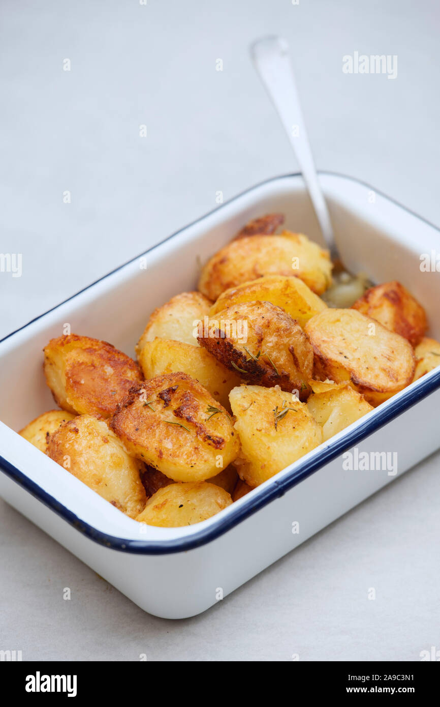 Roasting roasted hi-res stock photography and images - Alamy