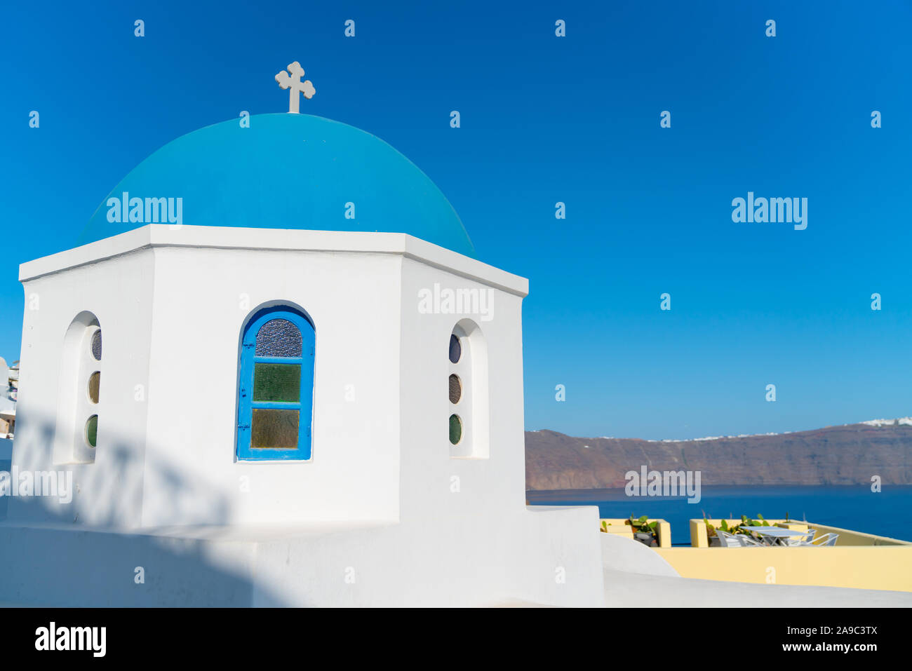 Small greek orthodox church hi-res stock photography and images - Alamy