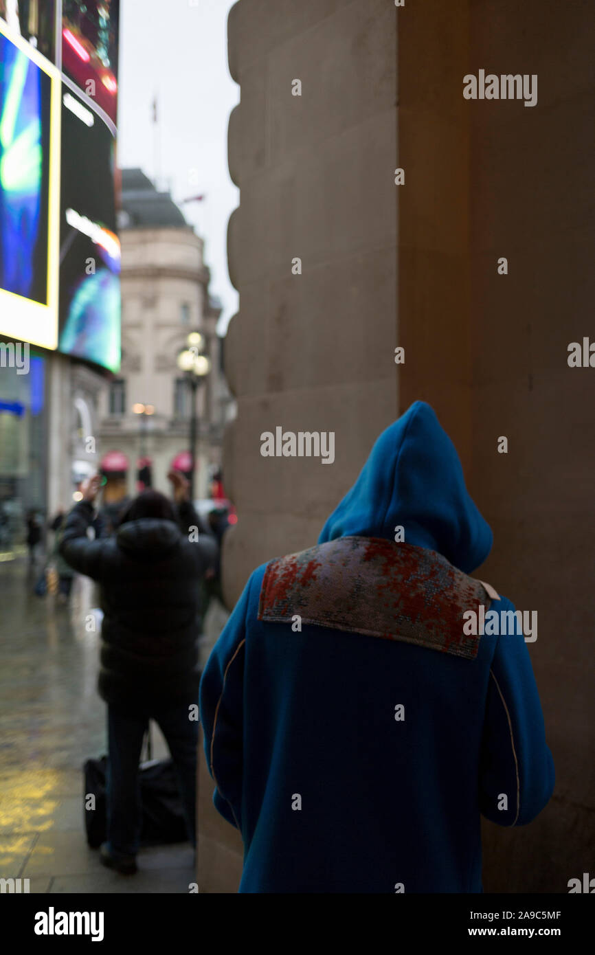 Back of piccadilly hi-res stock photography and images - Alamy