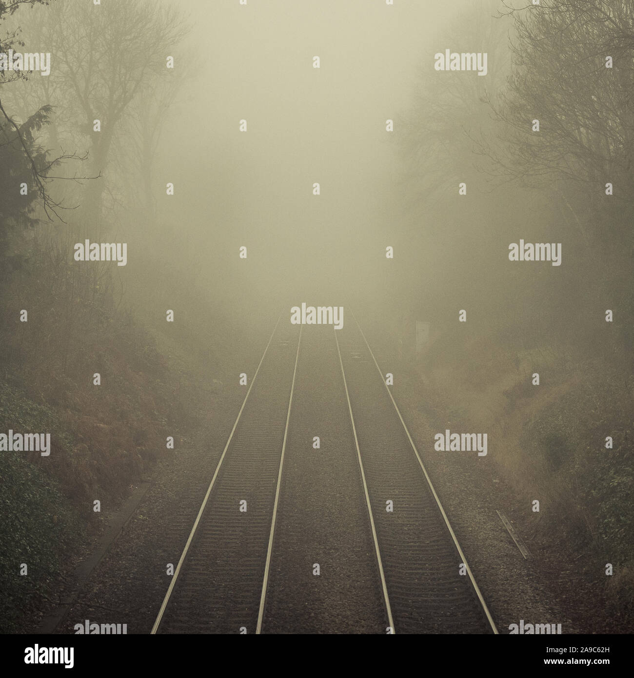 Reigate train station hi-res stock photography and images - Alamy