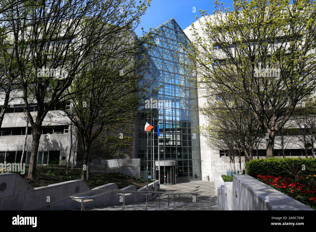 Council offices buildings heritage old hi-res stock photography and ...