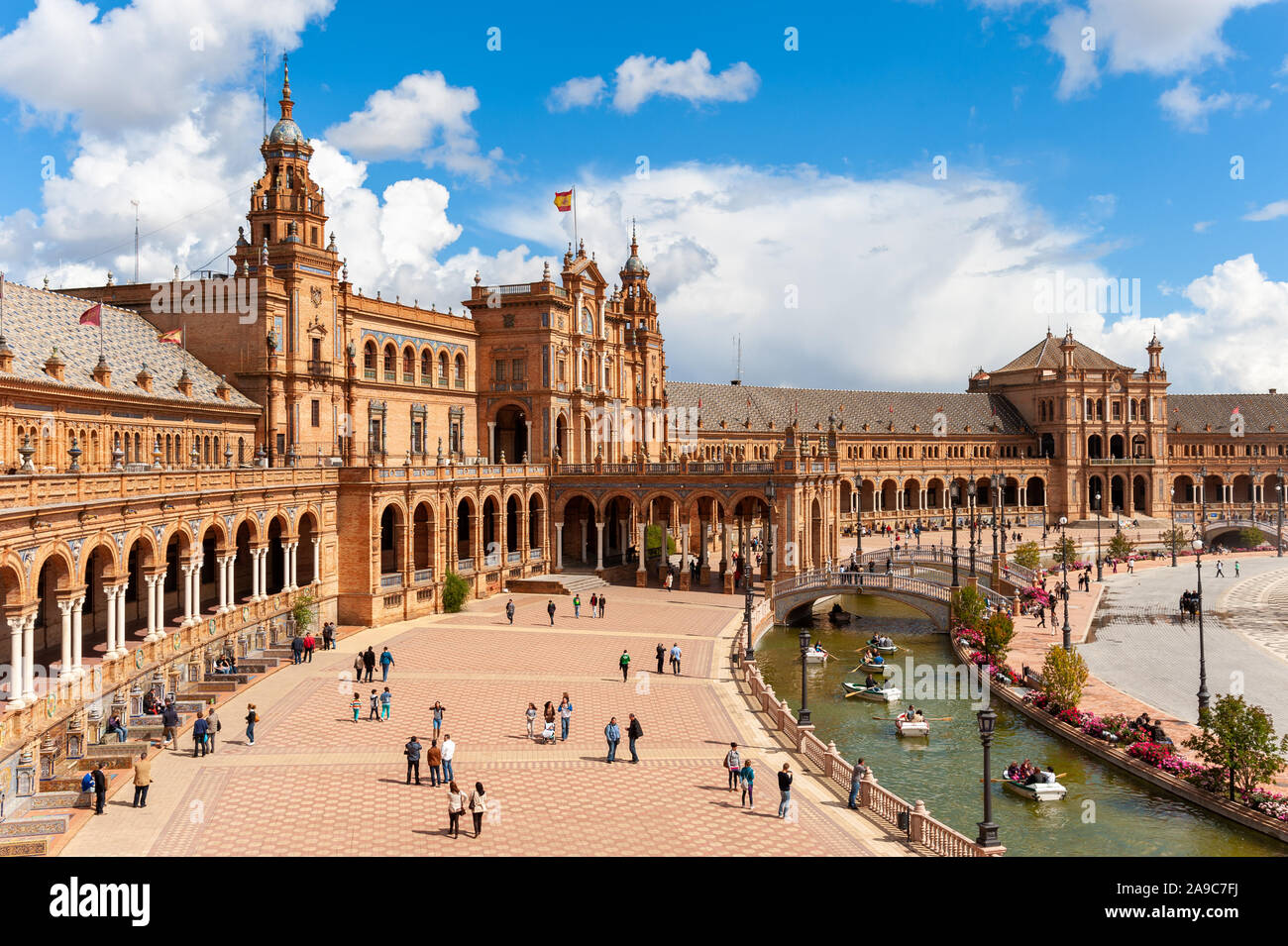 Seville landmarks hi-res stock photography and images - Alamy