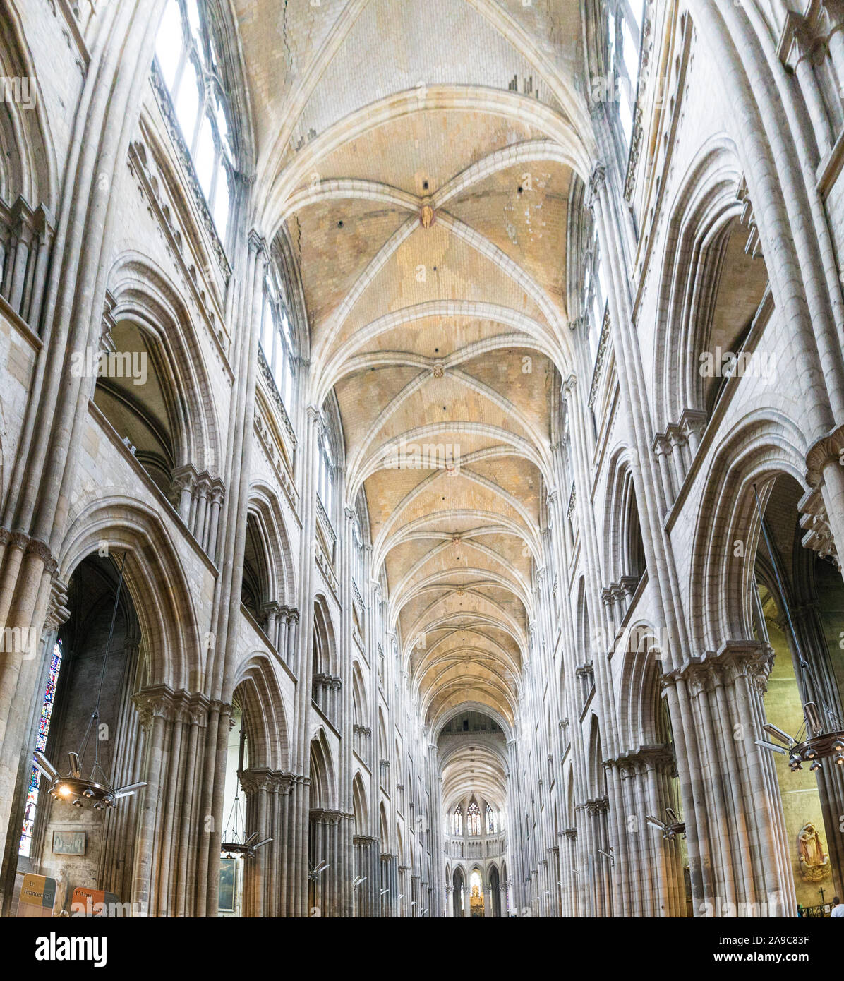 Rouen cathedral altar transept hi-res stock photography and images - Alamy