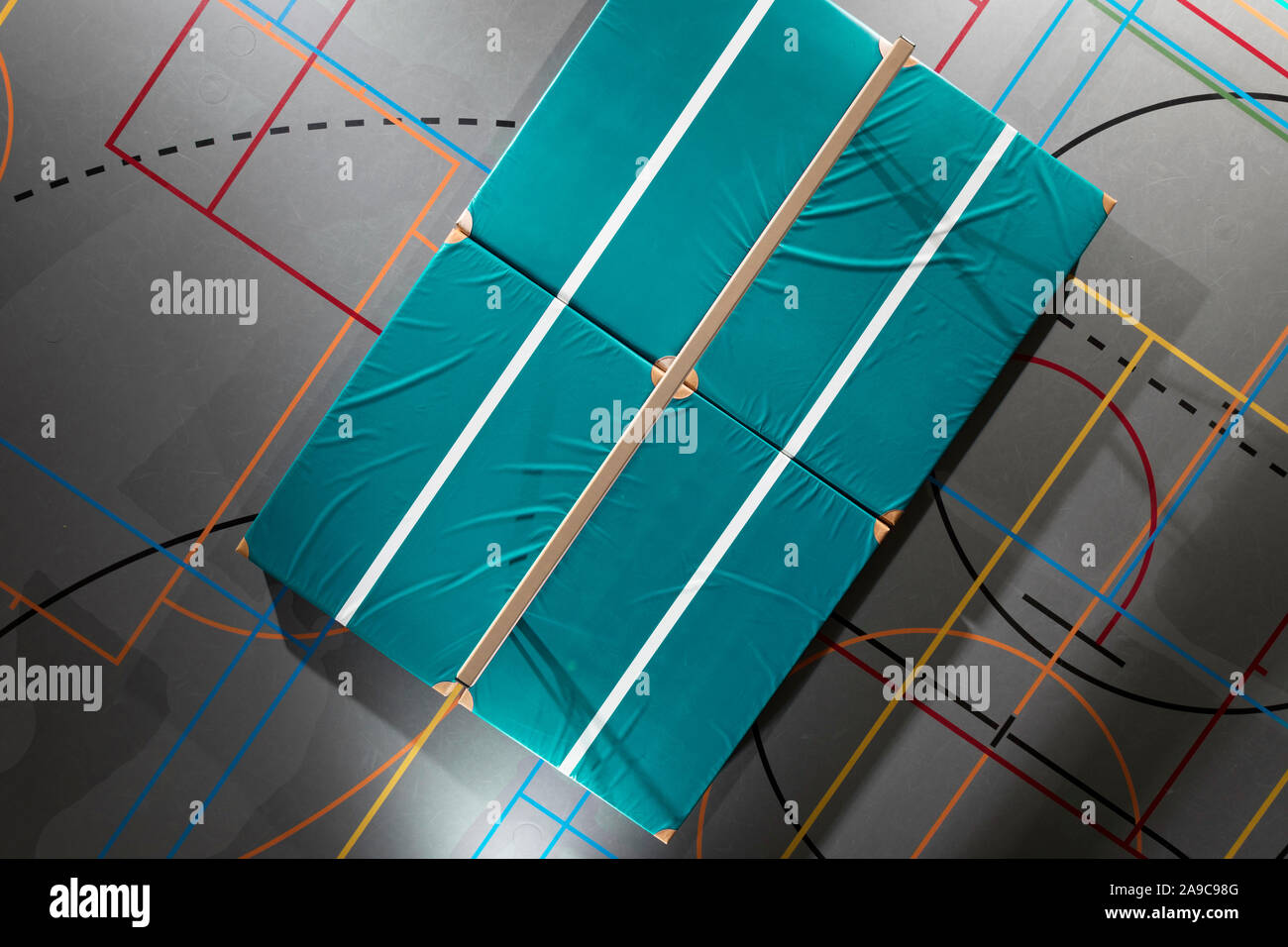 Gymnastics chalk hi-res stock photography and images - Alamy