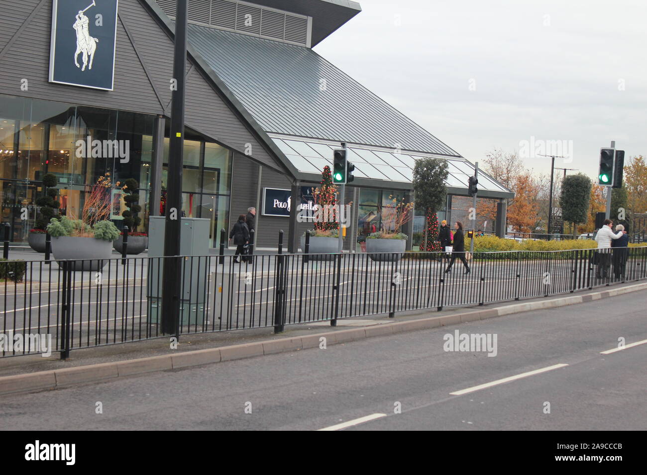Cheshire Oaks Designer retail outlet, Cheshire, England,UK Stock Photo ...