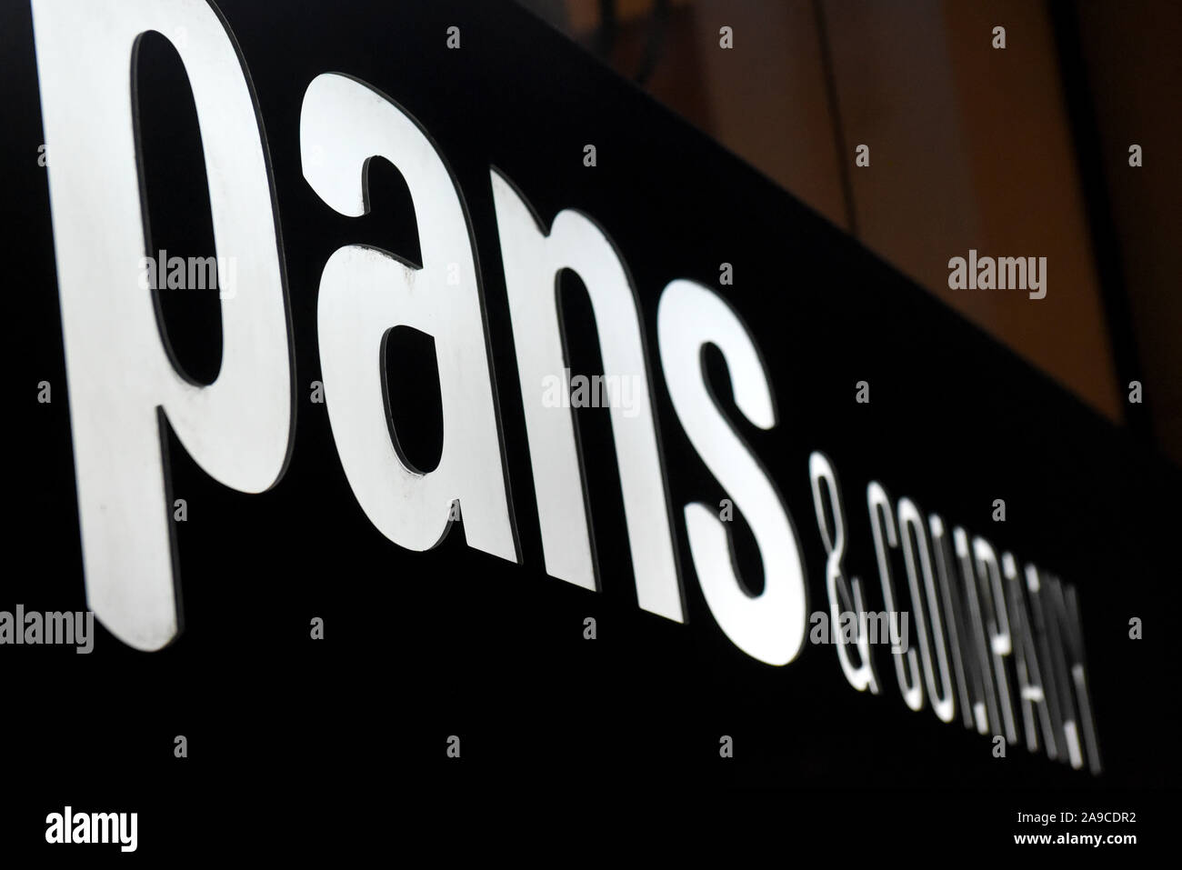 Restaurant brands logo hi-res stock photography and images - Alamy