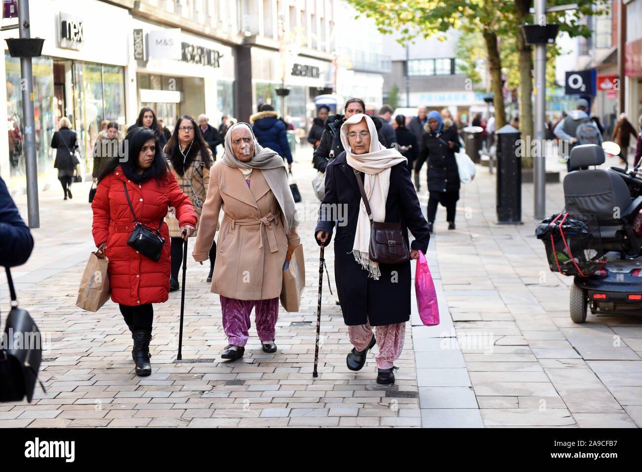 Wolverhampton, Britain, Uk Street photography Asian women ladies out ...