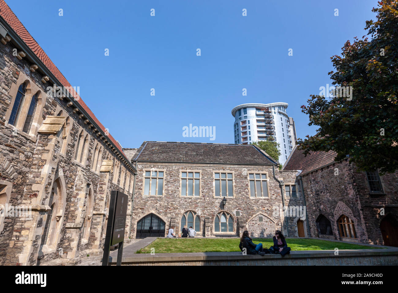 Quakers friars bristol hi-res stock photography and images - Alamy