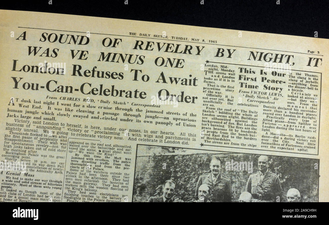 Ve day 1945 newspaper hi-res stock photography and images - Alamy