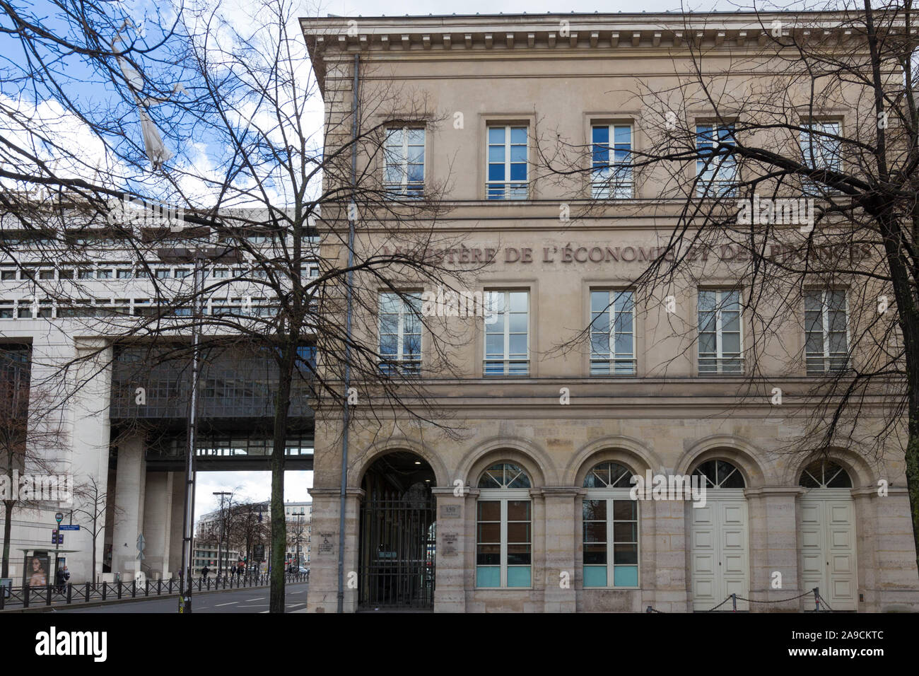 The headquarters of the French Ministry of Finance and Economy is ...