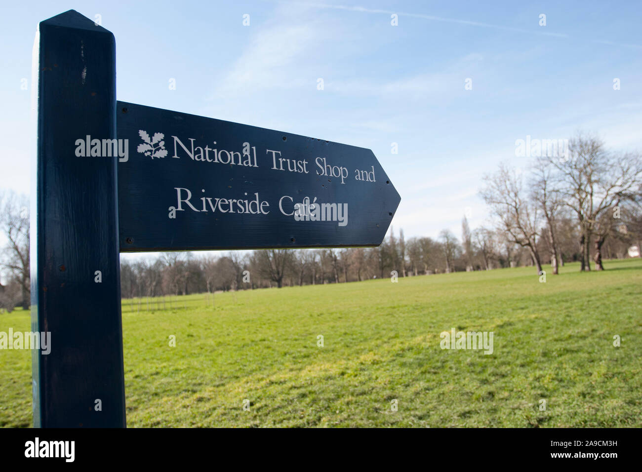 National trust shop sign hi-res stock photography and images - Alamy