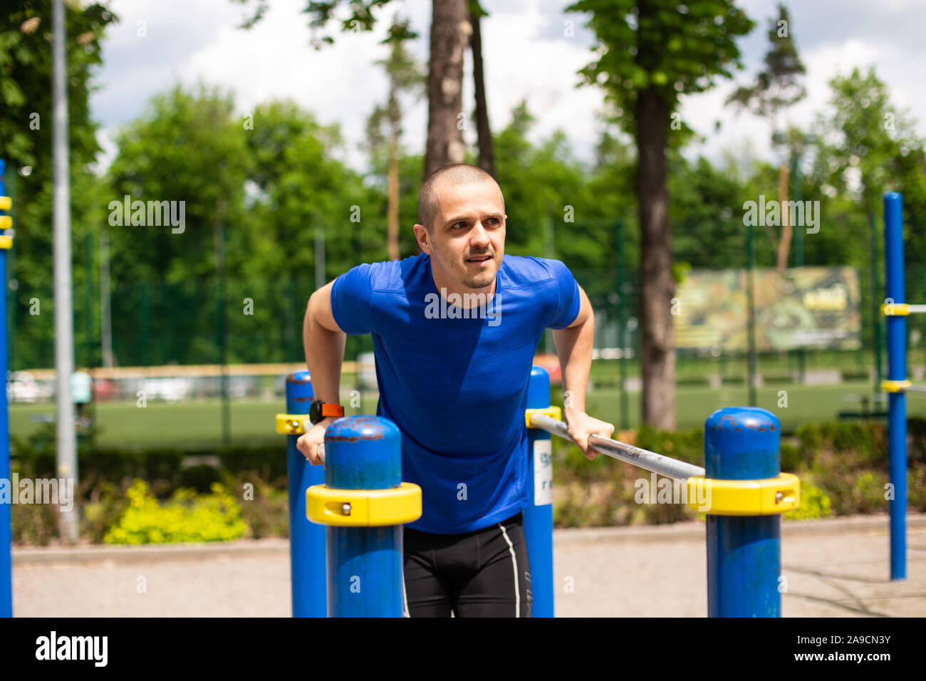 Workout bars hi-res stock photography and images - Alamy