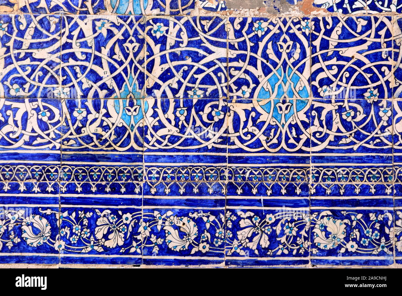 Beautiful Islamic patterns in Uzbekistan, Geometric background Stock ...