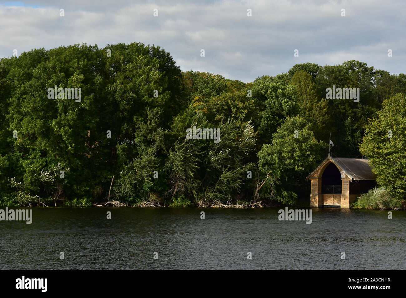Lake shore house landscape Stock Photo - Alamy