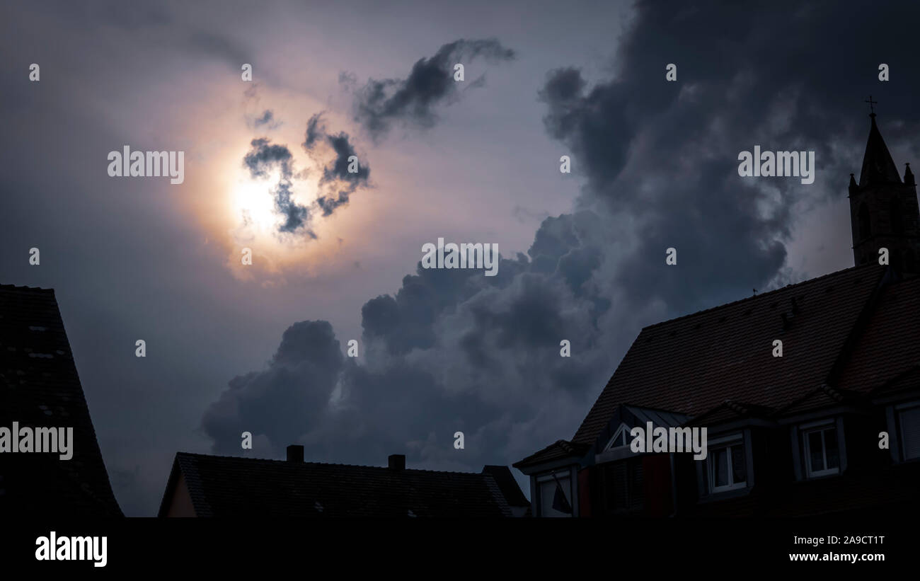 Full moon night sky hi-res stock photography and images - Alamy