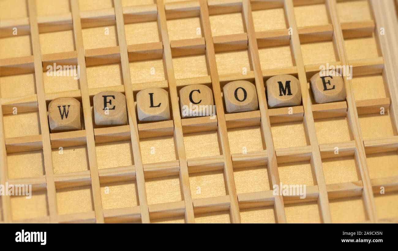 Wooden cube dice letters hi-res stock photography and images - Alamy