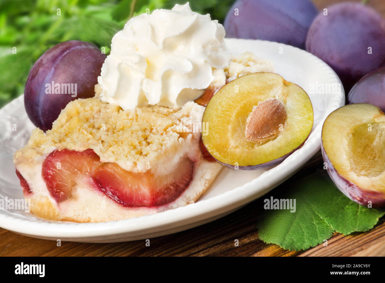 Plum cream hi-res stock photography and images - Alamy