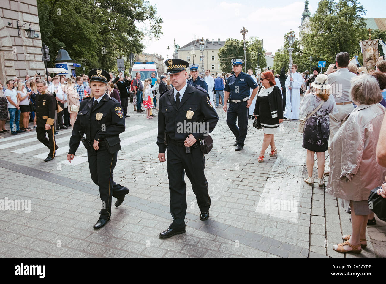 Well maintained streets hi-res stock photography and images - Alamy