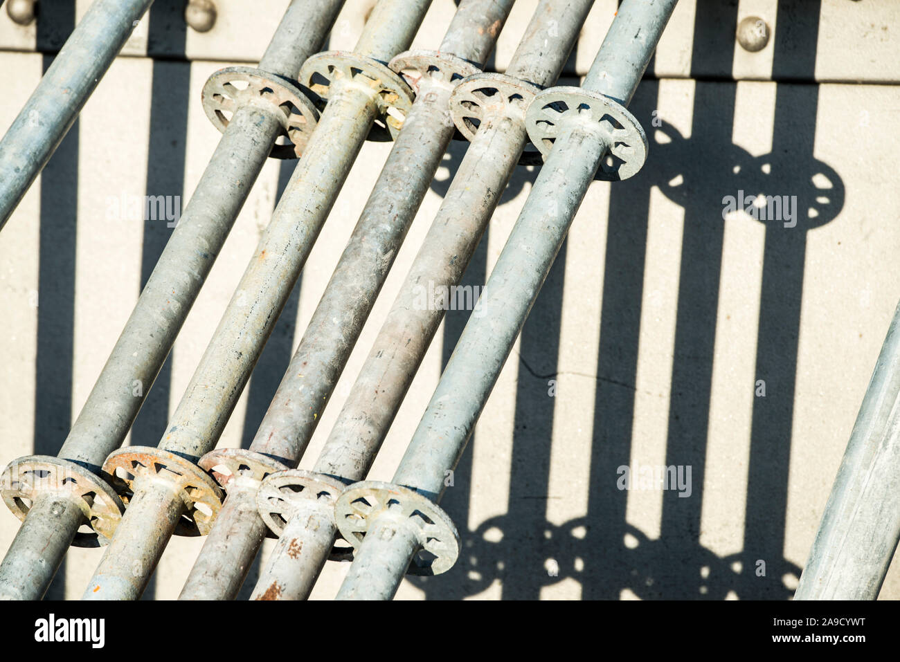 Scaffolding instruction hi-res stock photography and images - Alamy